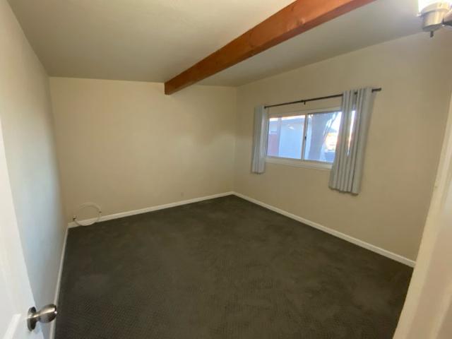 2 bedrooms for rent in a 4 bedroom house