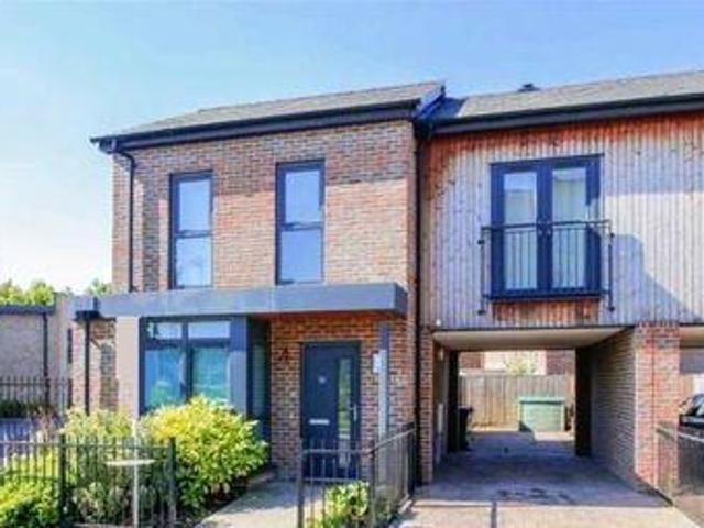 2 Bedrooms for rent in Ada Walk, Oakgrove, Milton Keynes MK10