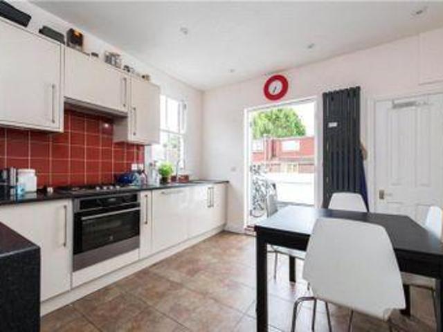 2 Bedrooms for rent in Ambergate Street, London SE17