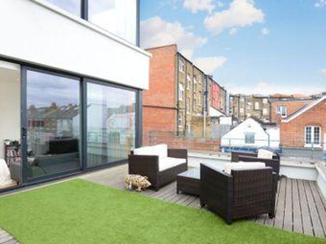 2 Bedrooms for rent in Bedford Hill, London SW12