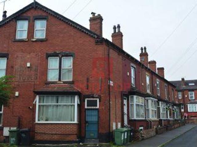 2 Bedrooms for rent in Beechwood Mount, Burley, Leeds LS4
