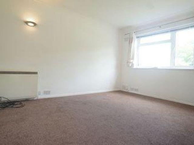 2 Bedrooms for rent in Briary Court, Sidcup DA14