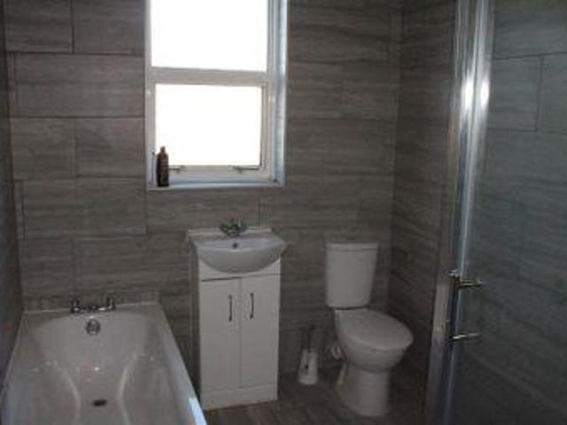 2 Bedrooms for rent in Capworth Street, London E10