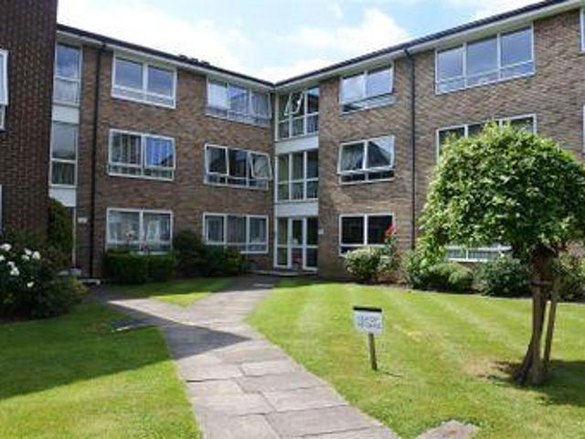 2 Bedrooms for rent in Chase Road, London N14