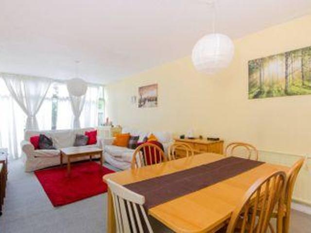 2 Bedrooms for rent in Claudia Place, Southfields SW19