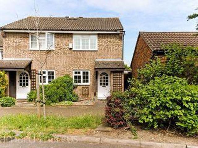 2 Bedrooms for rent in College Gardens, London SW17