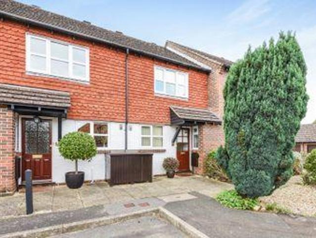 2 Bedrooms for rent in Compton Close, Chichester PO19