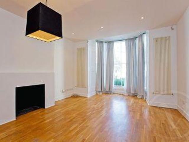 2 Bedrooms for rent in Crossfield Road, London NW3