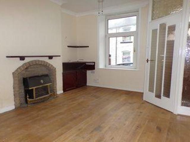 2 Bedrooms for rent in Dall Street, Burnley BB11