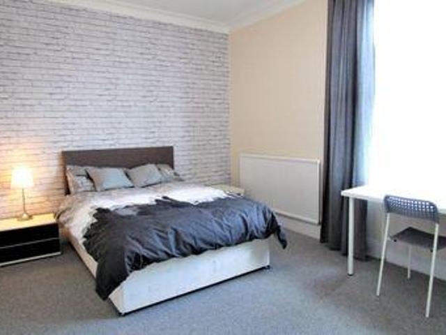 2 Bedrooms for rent in Delacy Mount, Kirkstall, Kirkstall, Leeds LS5