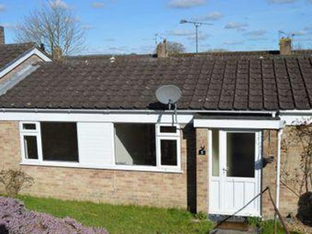 2 Bedrooms for rent in Fairway Rise, Chard TA20