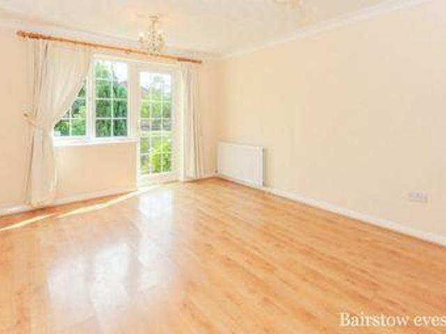 2 Bedrooms for rent in Firs Avenue, London N11