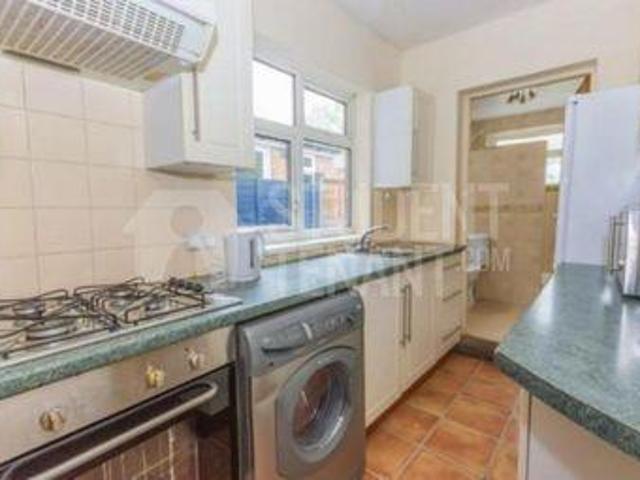2 Bedrooms for rent in Gleave Road, Birmingham, West Midlands B29