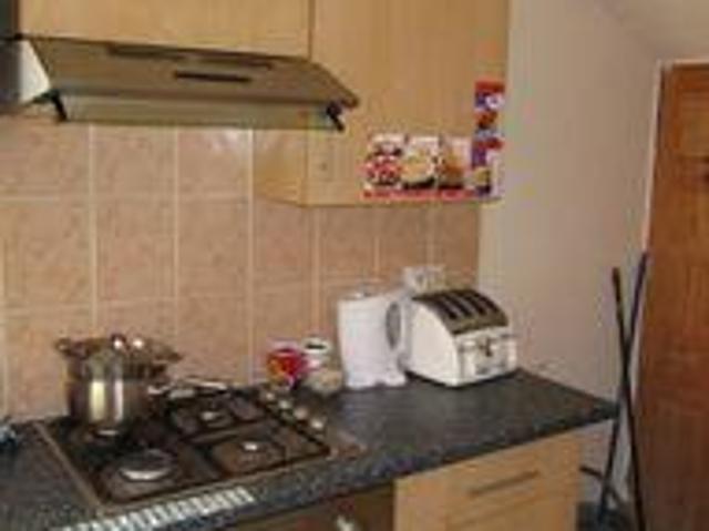 2 Bedrooms for rent in Harold Mount, Hyde Park, Leeds LS6