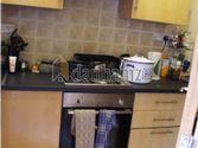 2 Bedrooms for rent in Harold Road, Hyde Park, Leeds LS6