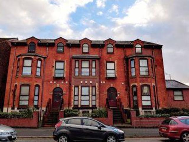 2 Bedrooms for rent in Hathersage Road, Manchester M13