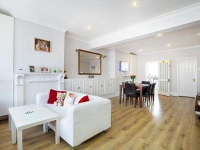 2 Bedrooms for rent in Haydons Road, Wimbledon SW19