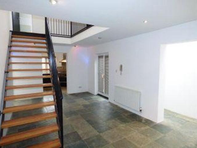 2 Bedrooms for rent in Hood Street, The Mounts, Northampton NN1