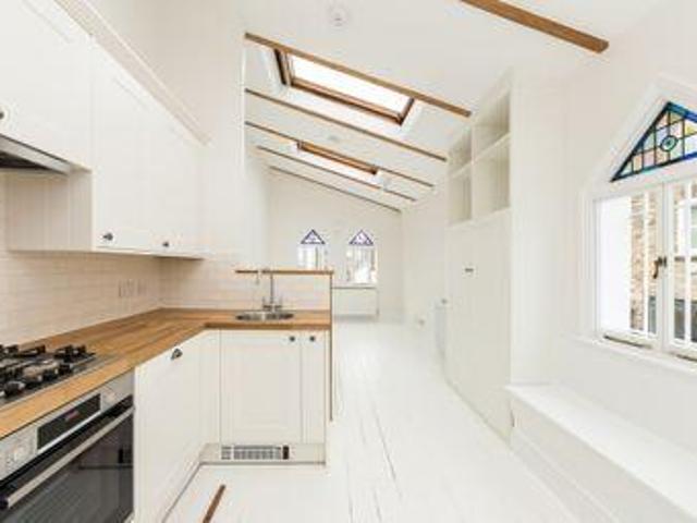 2 Bedrooms for rent in Irving Road, London W14
