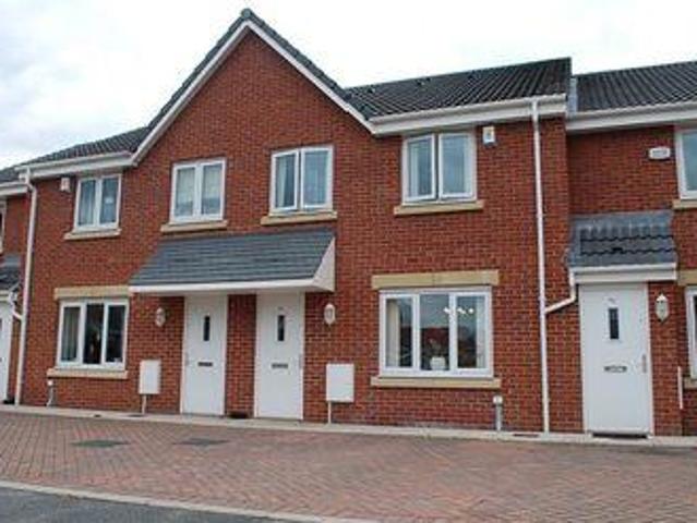 2 Bedrooms for rent in Jethro Street, Tonge Moor, Bolton BL2