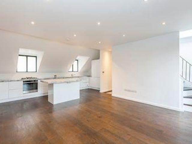 2 Bedrooms for rent in Kelfield Mews, London W10