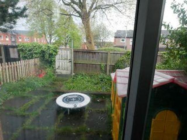2 Bedrooms for rent in Kendal Grove, Leeds LS3