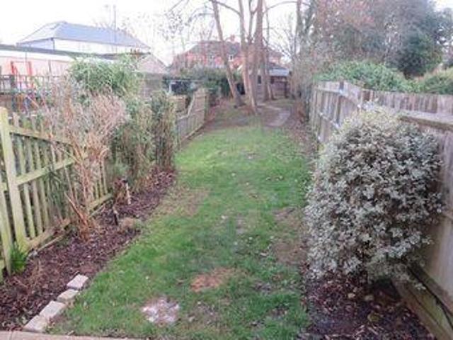 2 Bedrooms for rent in Kings Mead, South Nutfield, Redhill RH1