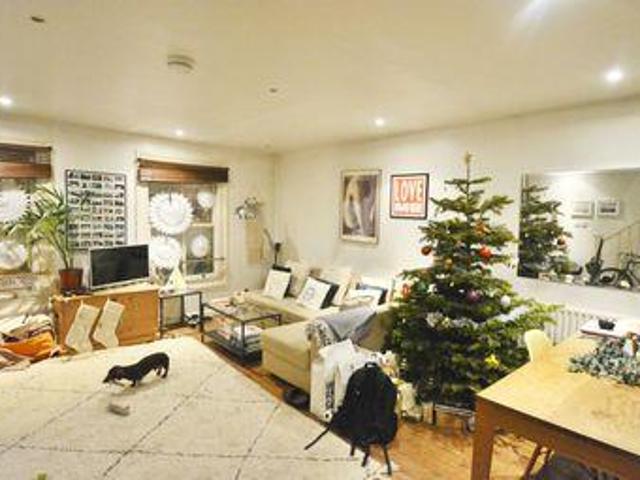 2 Bedrooms for rent in Kingsland Road, London E2