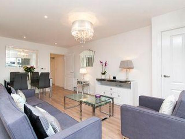 2 Bedrooms for rent in Kingston Road, London SW20