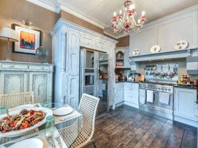 2 Bedrooms for rent in Kitson Road, London SE5