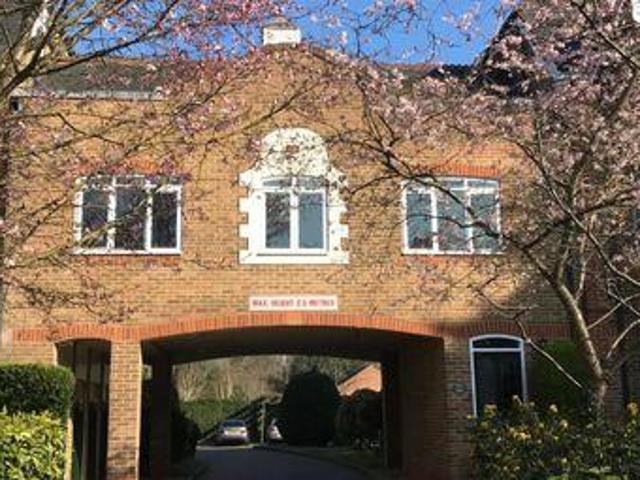 2 Bedrooms for rent in Latium Close, Holywell Hill, St Albans AL1