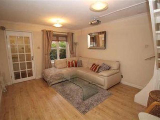 2 Bedrooms for rent in Linen Court, Salford M3