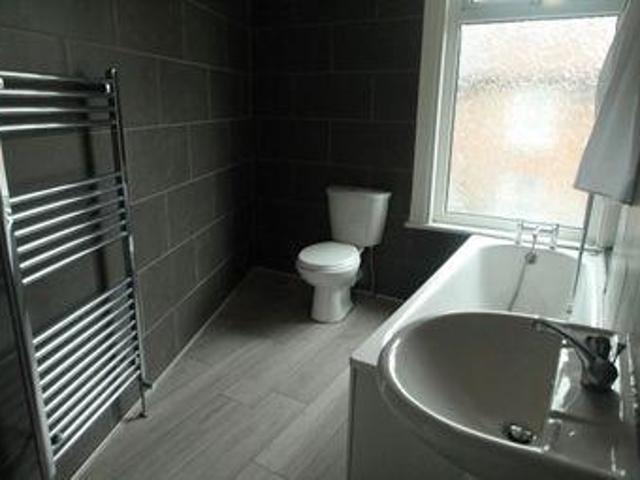 2 Bedrooms for rent in Lower Coombe Street, Croydon CR0