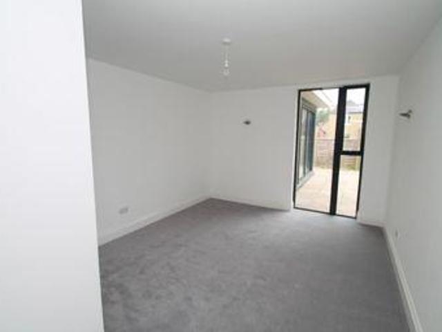 2 Bedrooms for rent in Purley Rise, Purley CR8