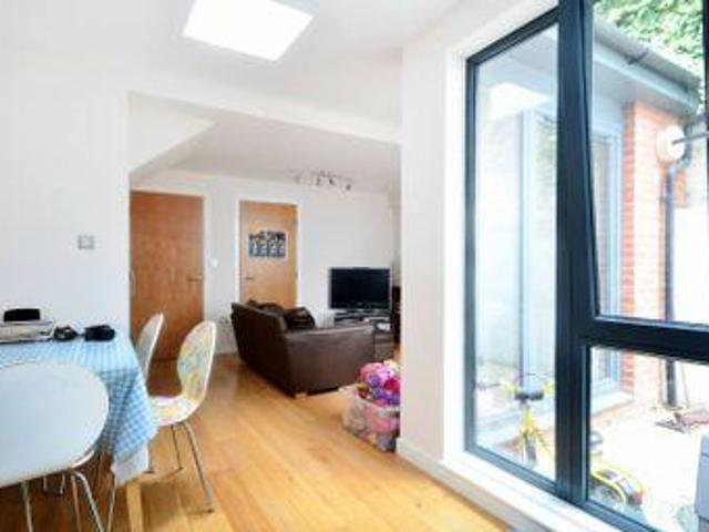 2 Bedrooms for rent in Piano Lane, Stoke Newington N16