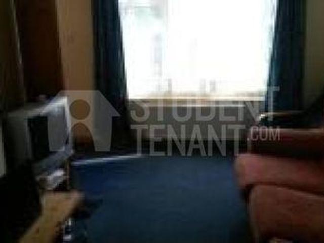2 Bedrooms for rent in Queens Avenue, Canterbury CT2