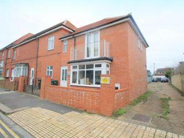 2 Bedrooms for rent in Raphael Road, Hove BN3
