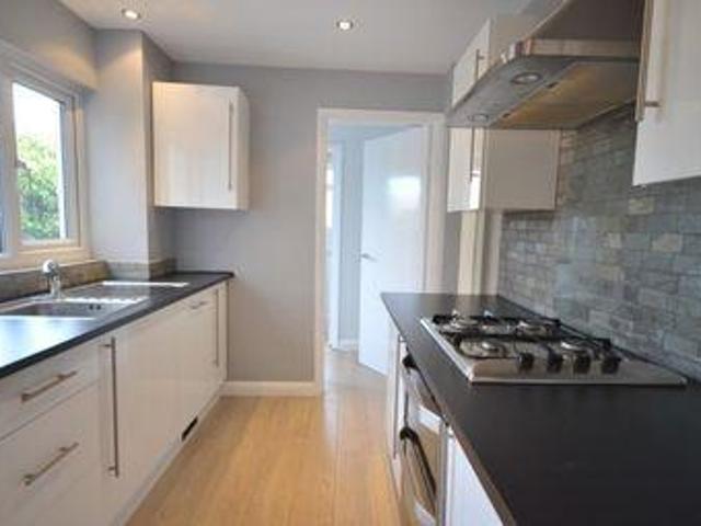 2 Bedrooms for rent in Roberts Road, Gillingham ME8