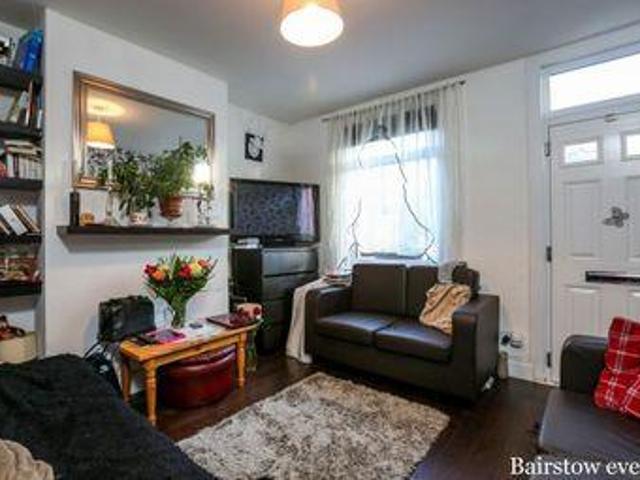 2 Bedrooms for rent in Roman Road, London E6