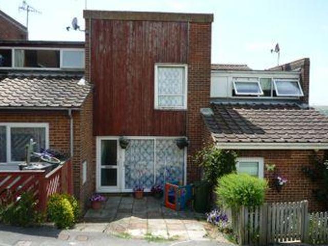 2 Bedrooms for rent in St Leonards Close, Newhaven BN9