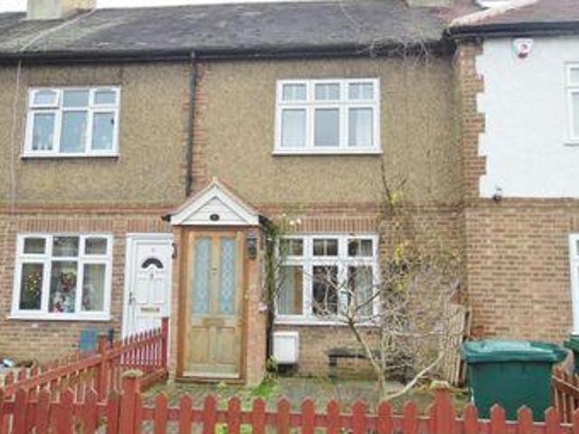 2 Bedrooms for rent in Sherwood Terrace, Whetstone, London N20