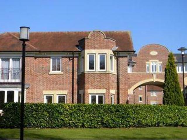 2 Bedrooms for rent in The Yonne, Chester CH1