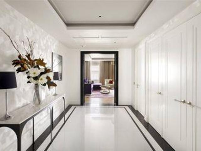 2 Bedrooms for rent in Trinity Square, London EC3N
