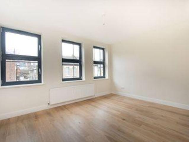 2 Bedrooms for rent in Wandsworth Road, Wandsworth SW8