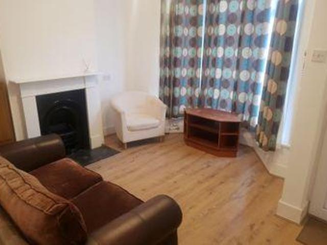2 Bedrooms for rent in Wedderburn Road, Barking IG11