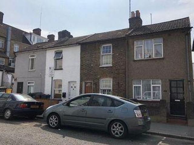 2 Bedrooms for rent in West Street, Croydon CR0