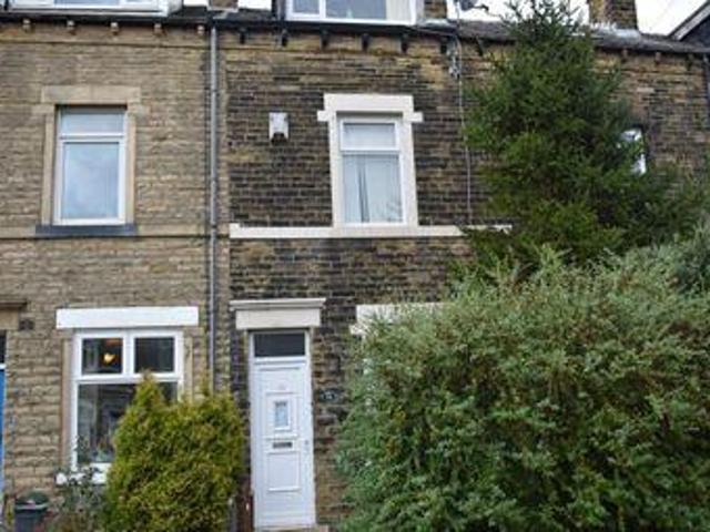 2 Bedrooms for rent in Westfield Road, Bradford BD9