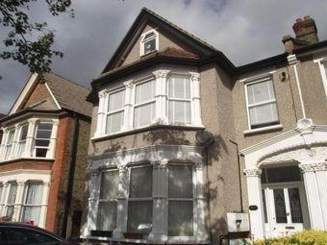 2 Bedrooms for rent in 61 Culverley Road, London SE6