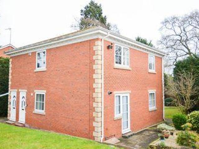2 Bedrooms for sale in Maryland Drive, Northfield, Birmingham B31
