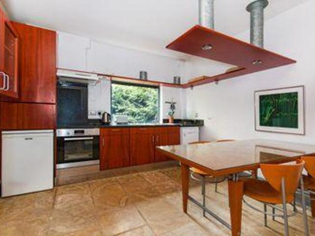 2 Bedrooms for sale in Odessa Wharf, 7 Odessa Street, London SE16